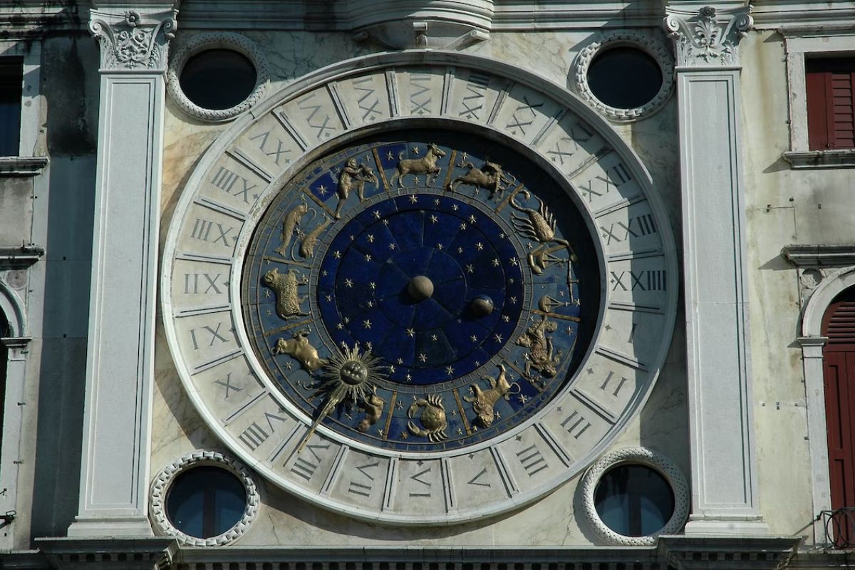 Rising sign in astrology: What is it and what it really means?