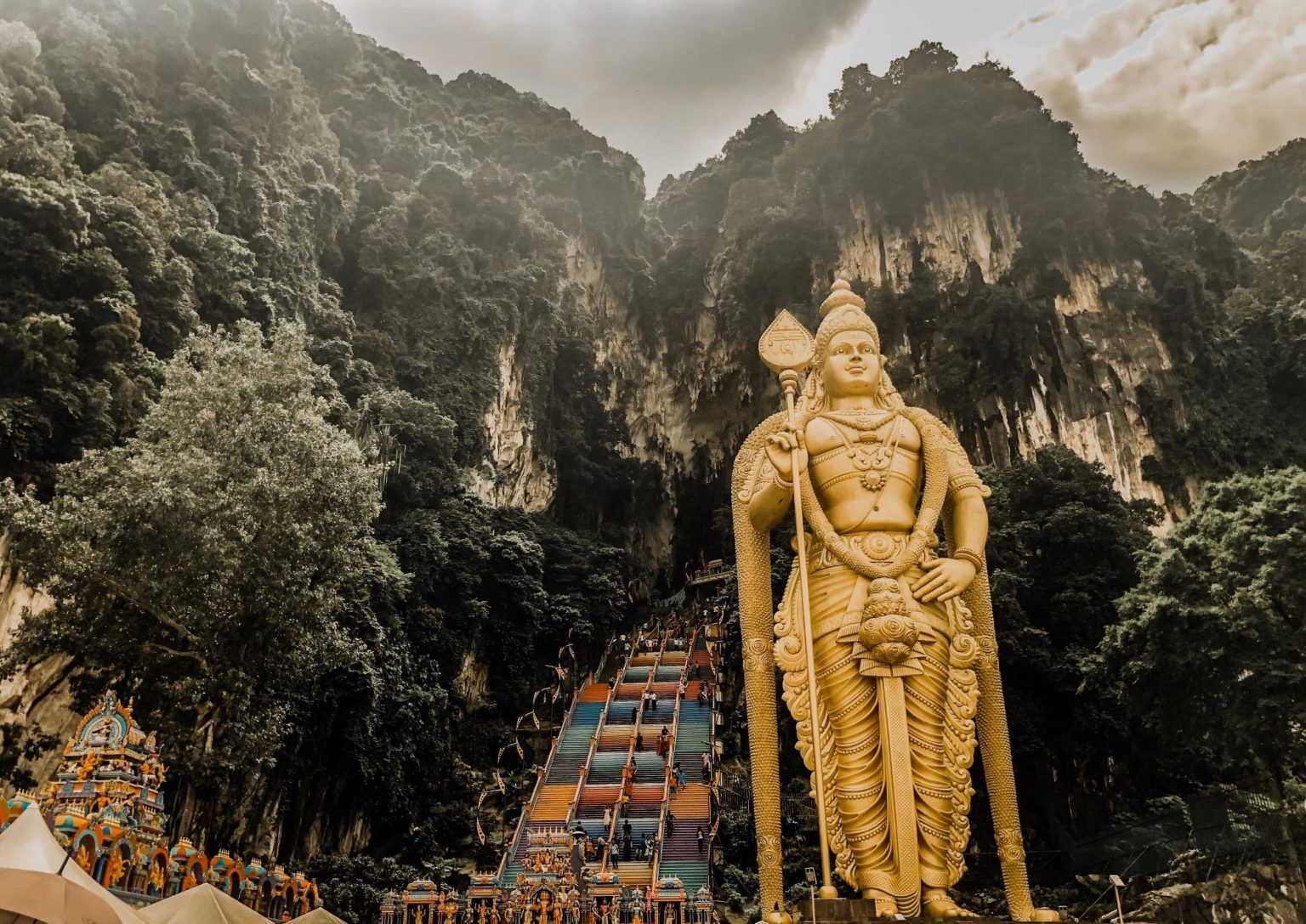 Guide to Batu Caves: How to get there, attractions, when to visit and more