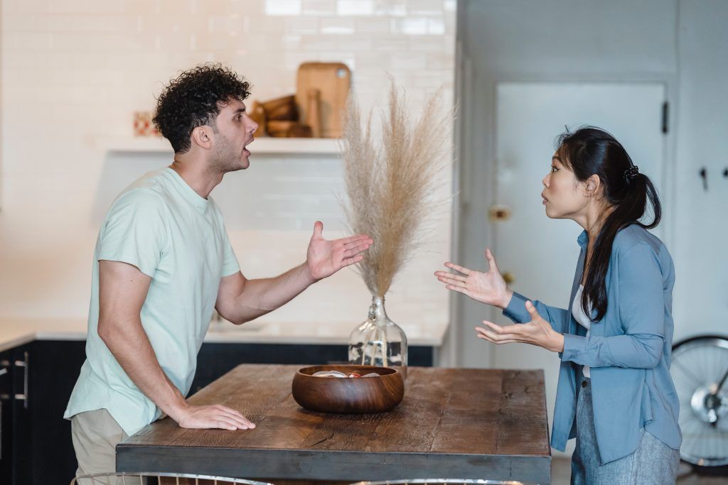 Here's why you shouldn't feel bad about 'ghosting' someone