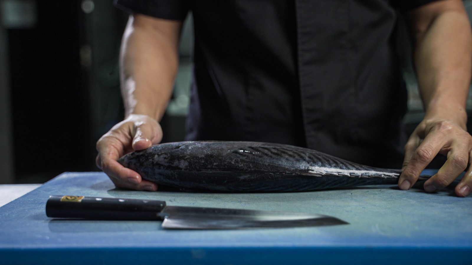 Raymond Tham concocts a dish with Rémy Martin 1738 Accord Royal
