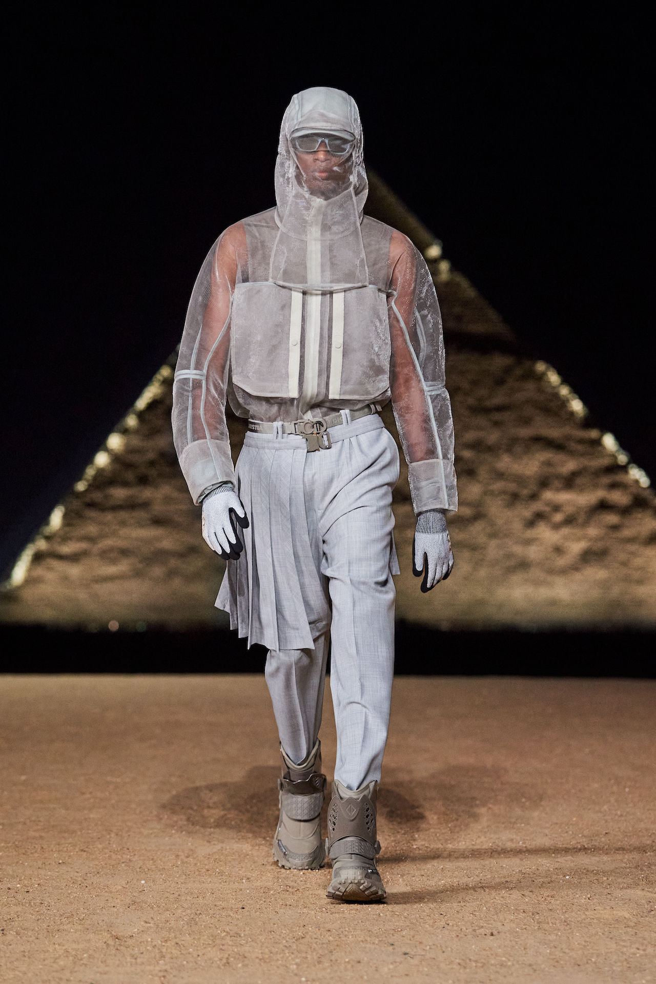 Dior Men Fall 2023 show is a showcase at the Great Pyramids of Giza