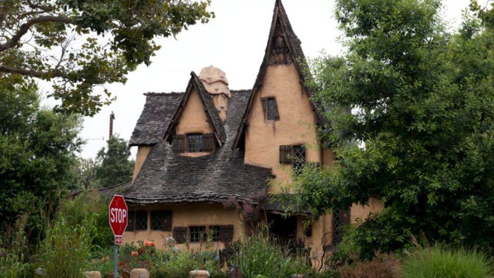 13 best international horror movie sets and locations to visit