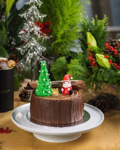 5 best yule log cakes in kl to order for Christmas 2022