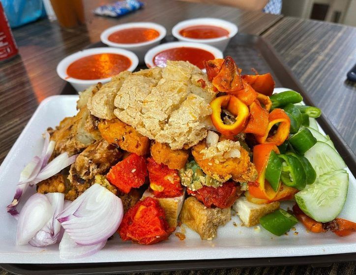 Here's where you can eat the best Indian rojak in Singapore