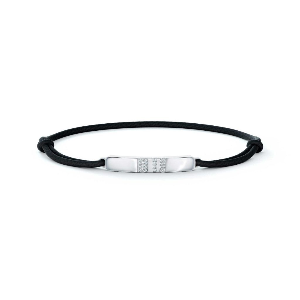 Jewellery stacking is the focus of De Beers’ latest drop, the RVL ...