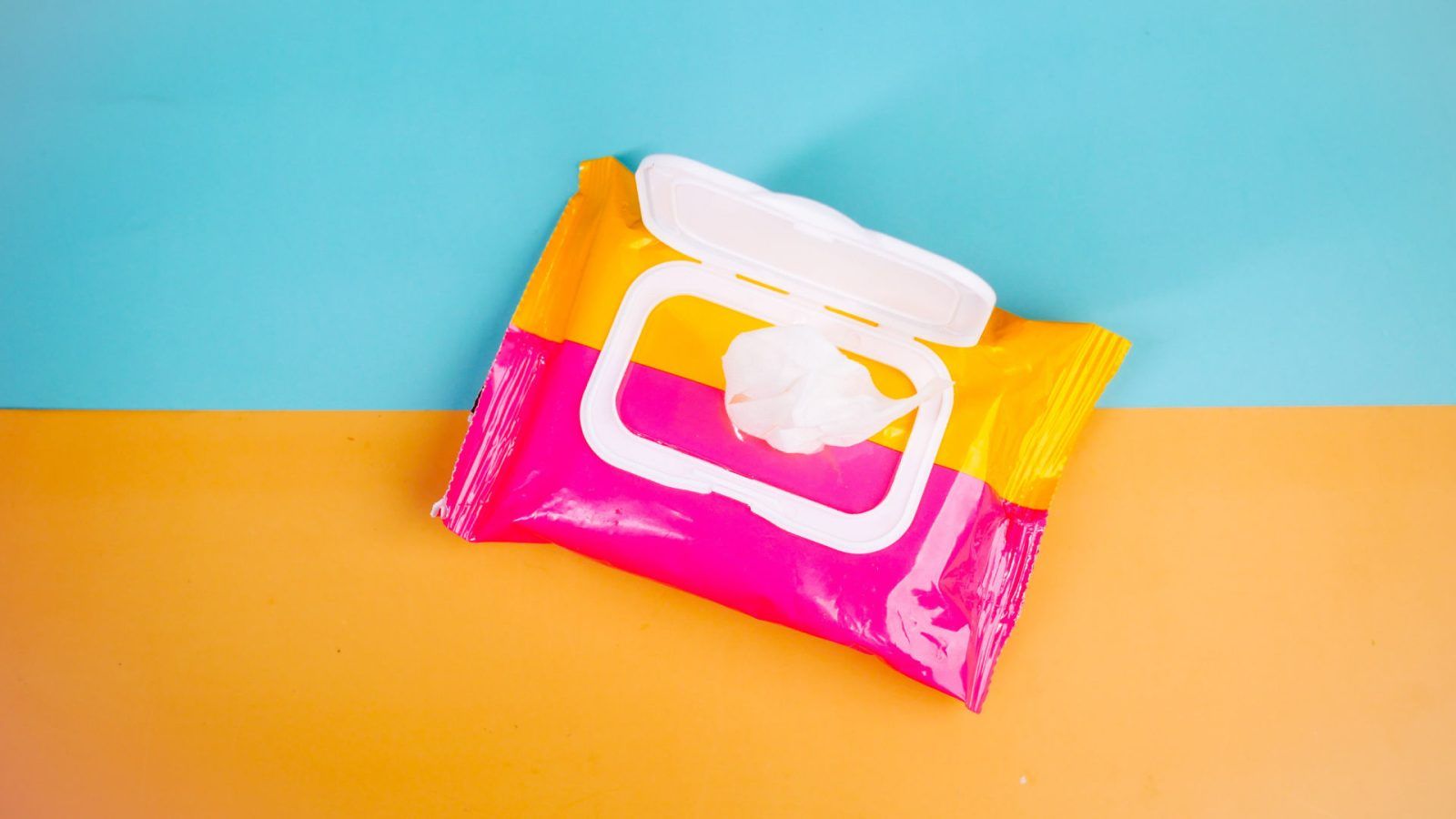 Best makeup remover wipes that will leave your face squeaky clean