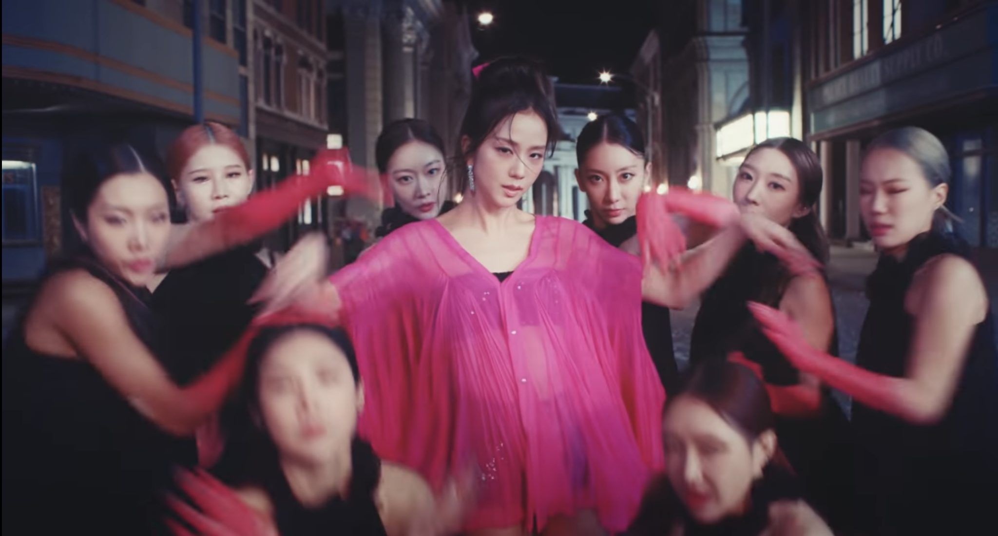 All the stunning looks that Jisoo wore in the music video for 'Flower'