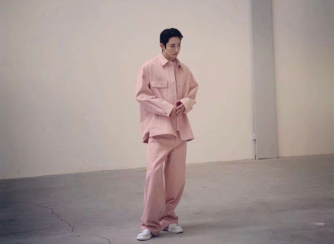 Lee Soo Hyuk is going to Singapore