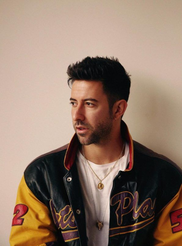 Everything you need to know about R&B singer-songwriter Bruno Major