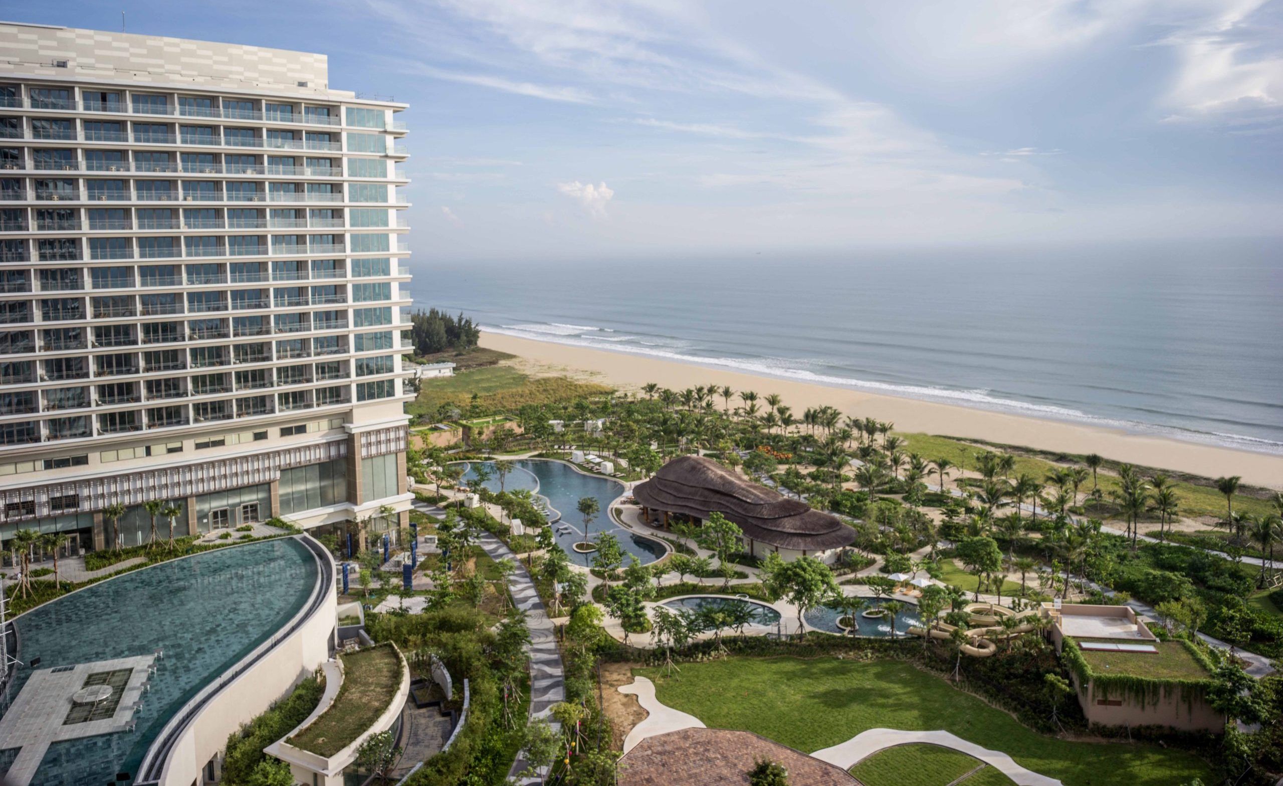 Visit the new luxurious heaven, The New World Hoiana Beach Resort