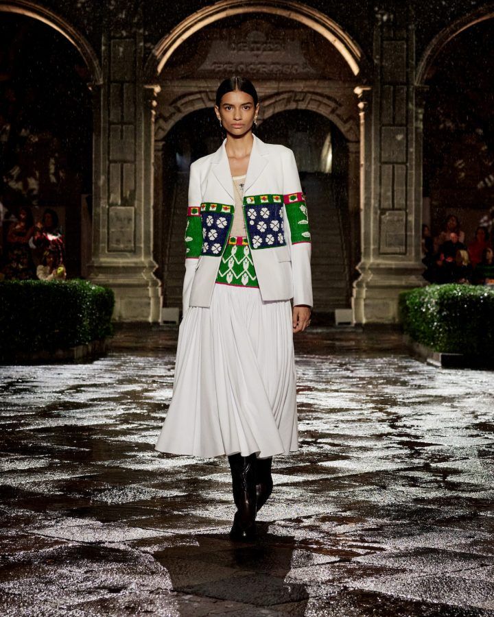 Dior Cruise celebrates both Mexican heritage and Frida Kahlo's legacy