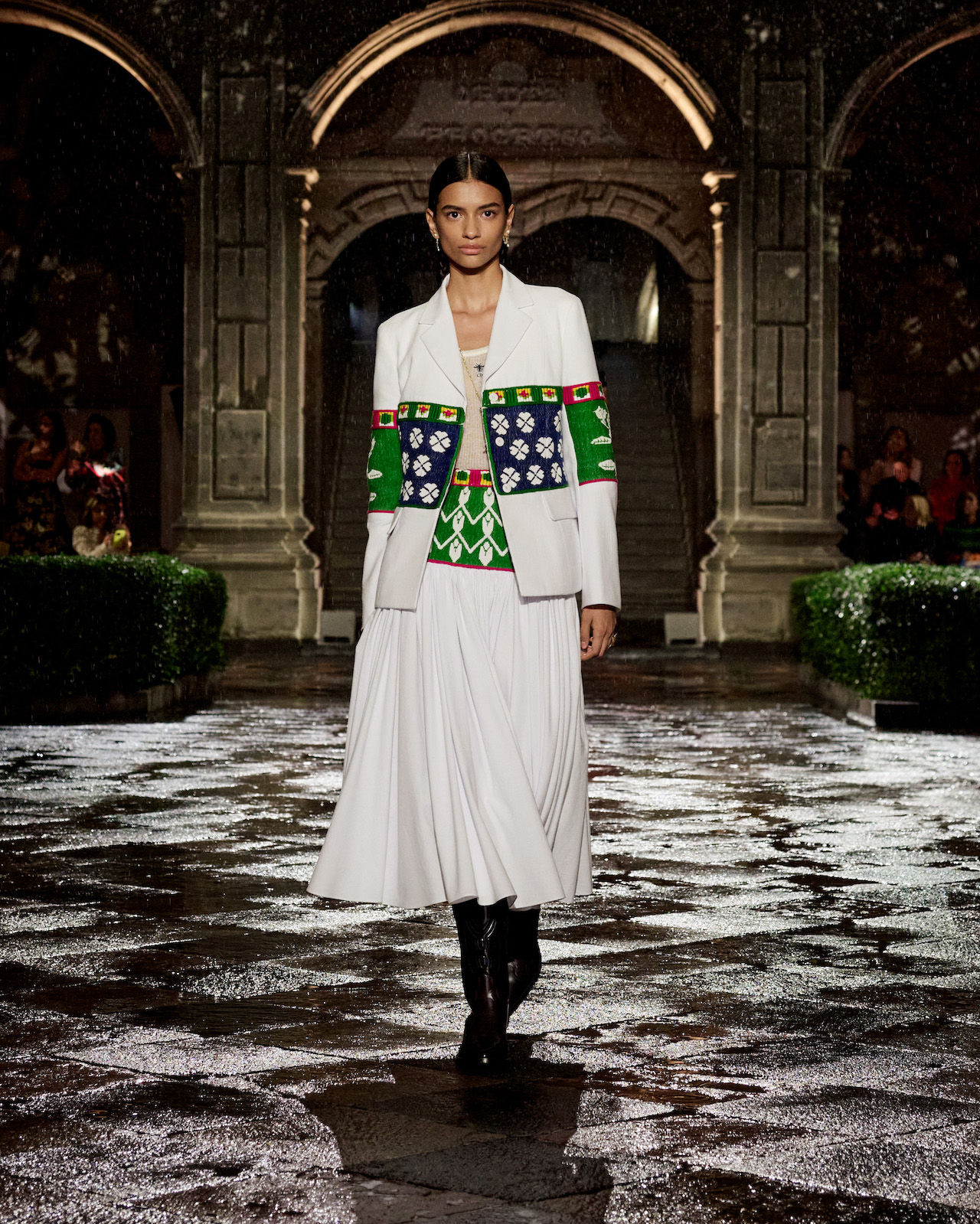 Dior Cruise celebrates both Mexican heritage and Frida Kahlo's legacy