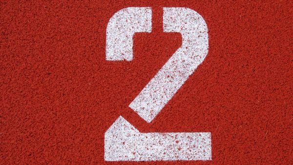 Life path number 2: Career, love life and health effects