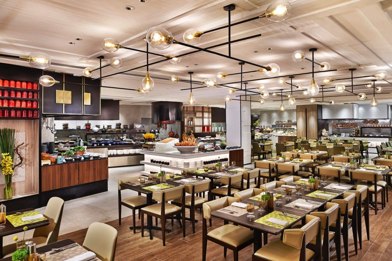 Lemon Garden is the ideal place for a memorable hotel buffet experience