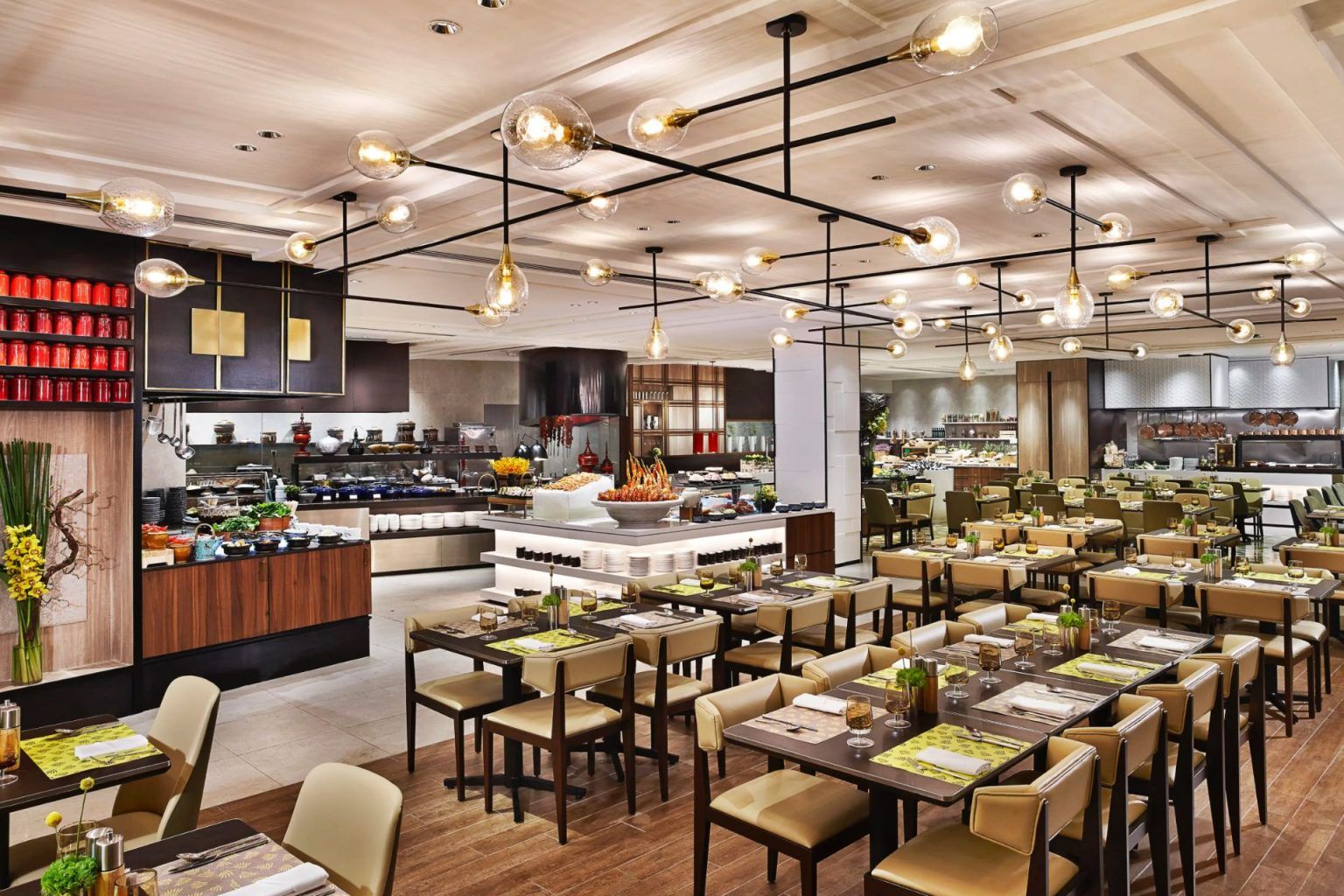 Lemon Garden is the ideal place for a memorable hotel buffet experience