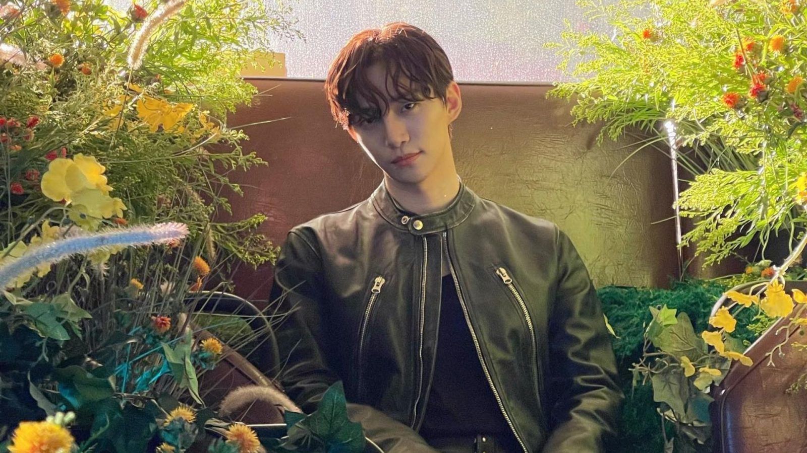 2PM member and actor Lee Junho announces fan meeting tour in 2023