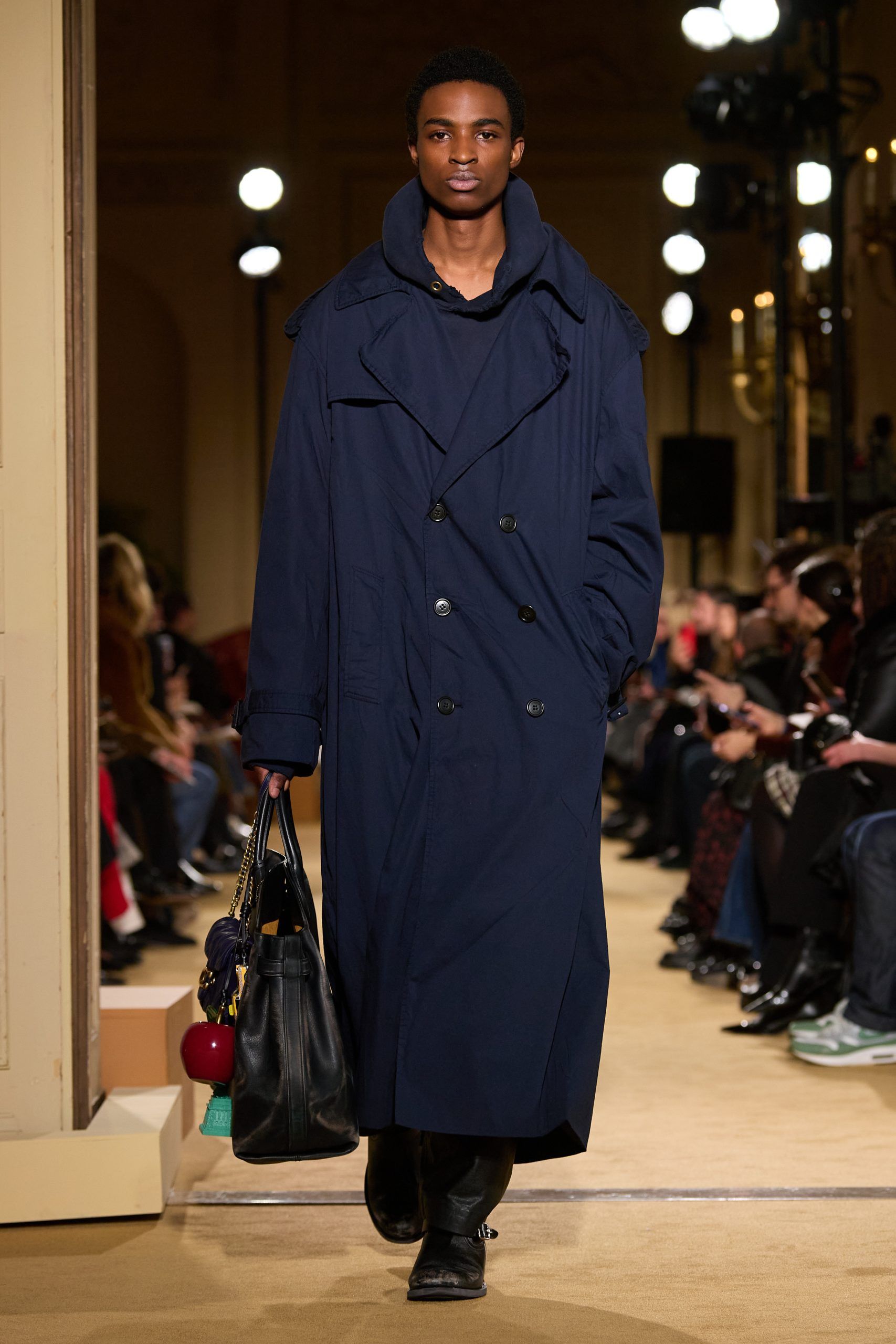 Coach Fall 2024 is a "bow-tiful" homage to American classicism