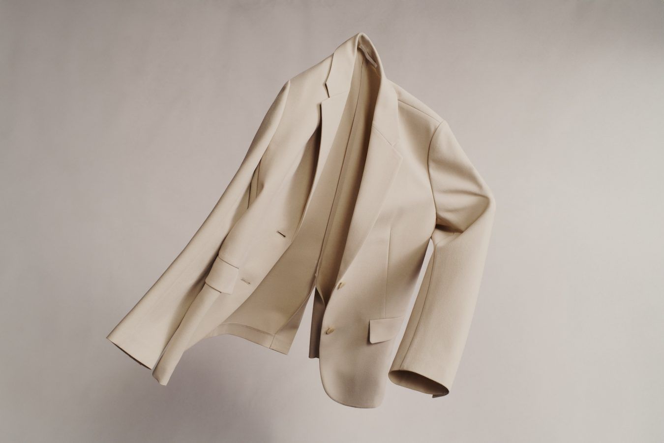 Choose comfort and beat the Malaysian heat with UNIQLO's Miracle Air ...