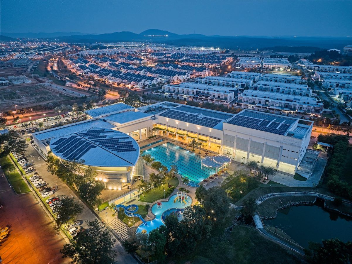 Reside in the realm of opulence at Resort Villa in Bandar Sri Sendayan