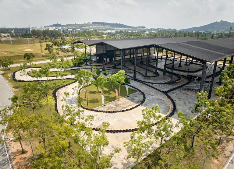 Reside in the realm of opulence at Resort Villa in Bandar Sri Sendayan