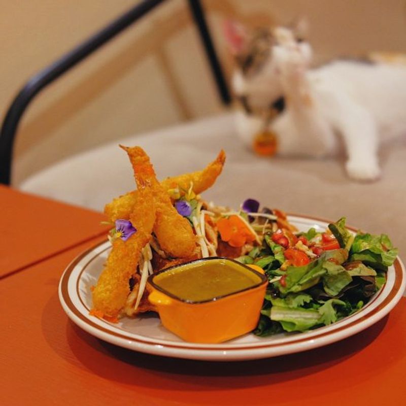 A guide to the best cafes in Cheras for brunch, desserts, and coffee