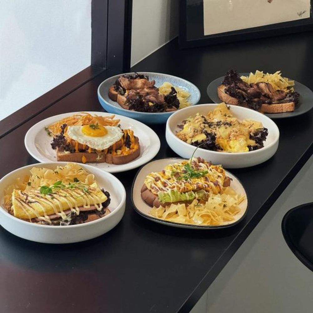 A guide to the best cafes in Cheras for brunch, desserts, and coffee