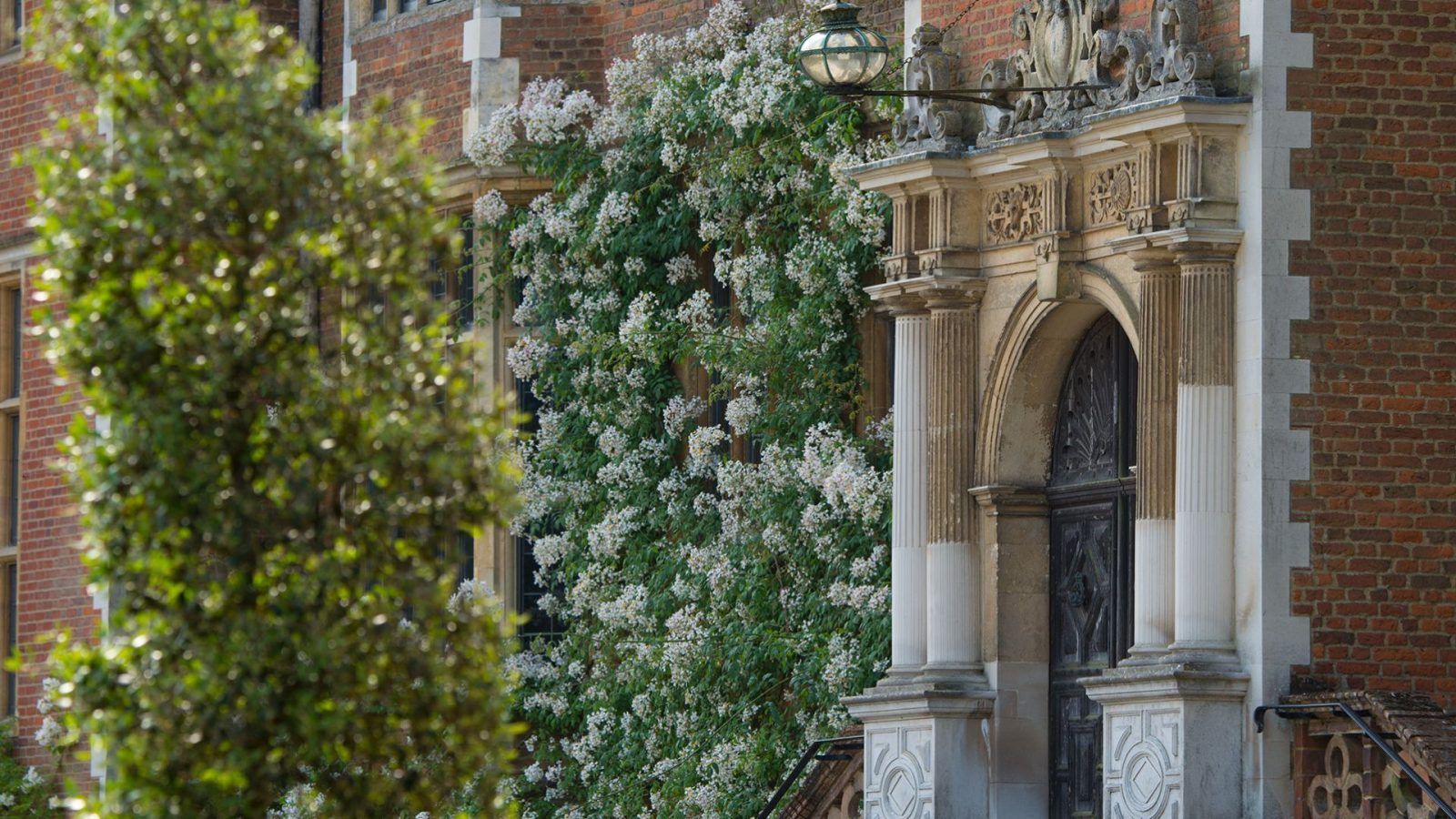 Bridgerton shooting locations to visit from S3: From Bedfordshire to Bath