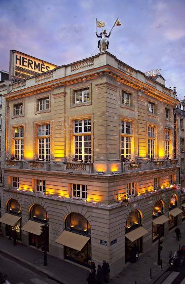 In the Spirit of the Faubourg: What makes the first Hermes store iconic ...
