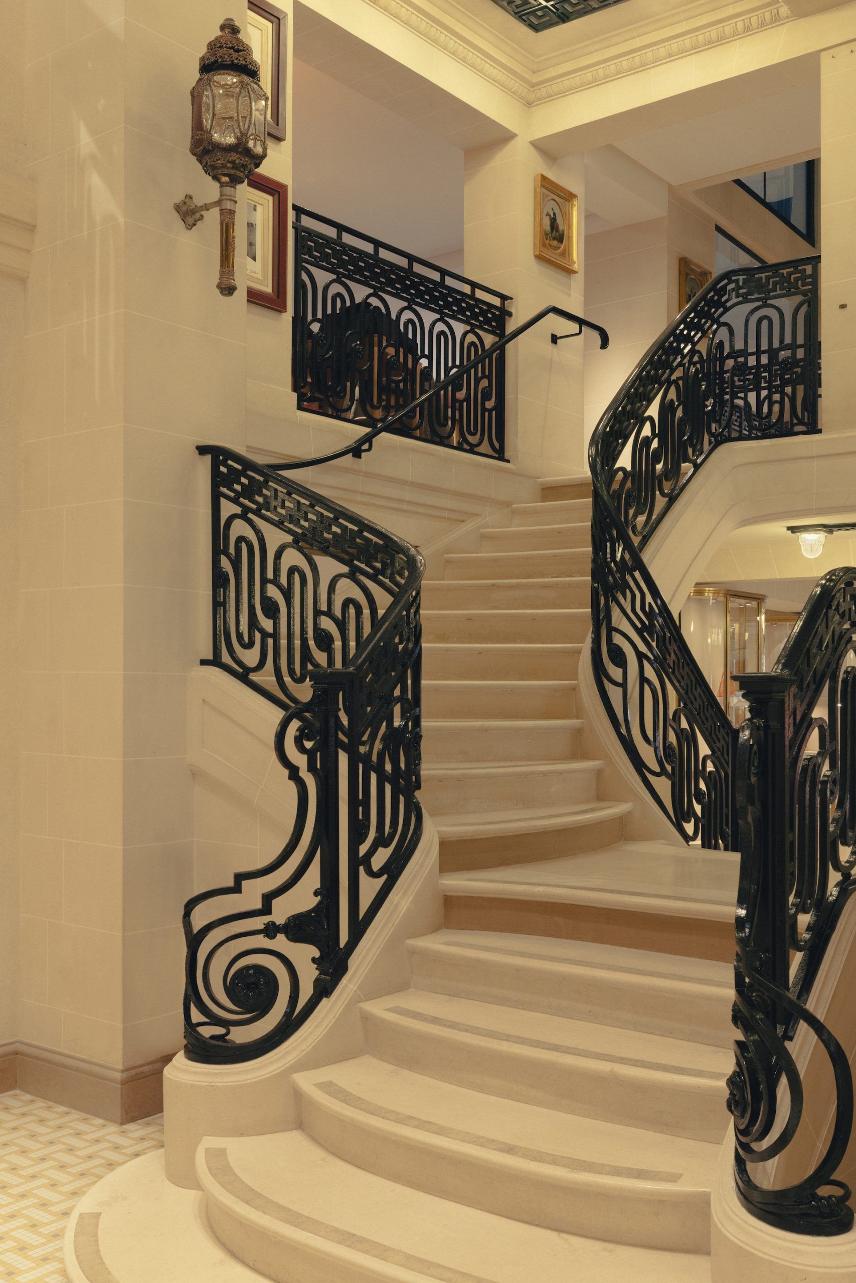 In the Spirit of the Faubourg: What makes the first Hermes store iconic ...
