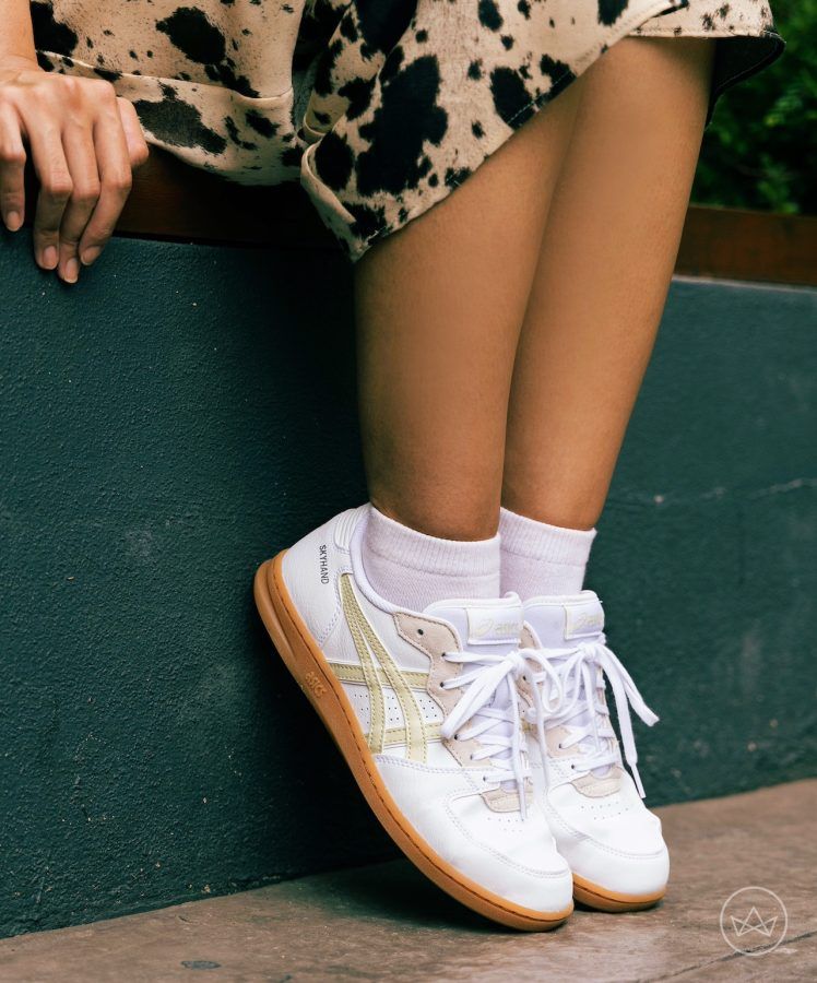 30 years later, ASICS brings back the SKYHAND™ OG sneakers for its ...