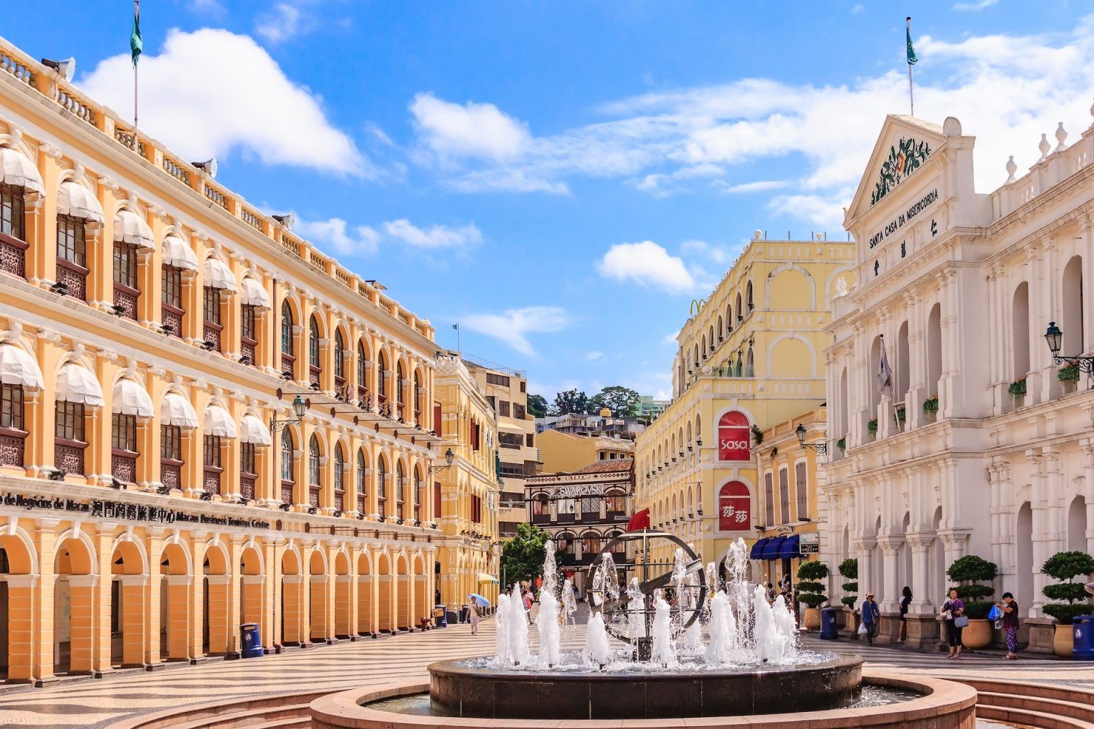 Here's how to experience the best that Macau has to offer
