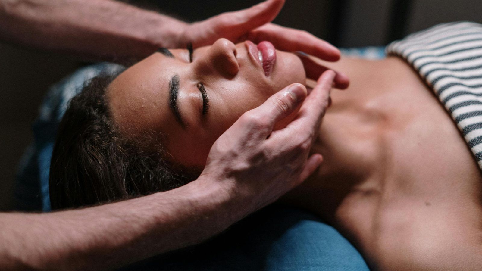 Understanding facial puffiness: Causes and remedies | Lifestyle Asia KL