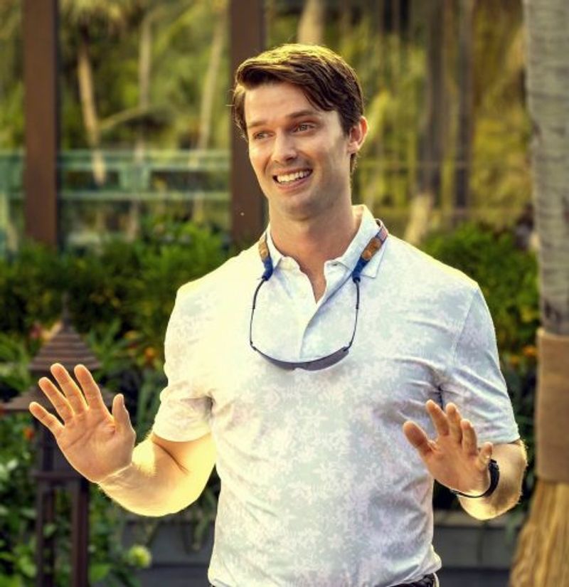 White Lotus creator Mike White: Career, net worth, and more | LSA KL