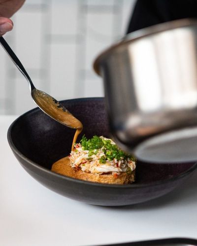 9 best hawker stalls for delicious braised duck rice in Singapore