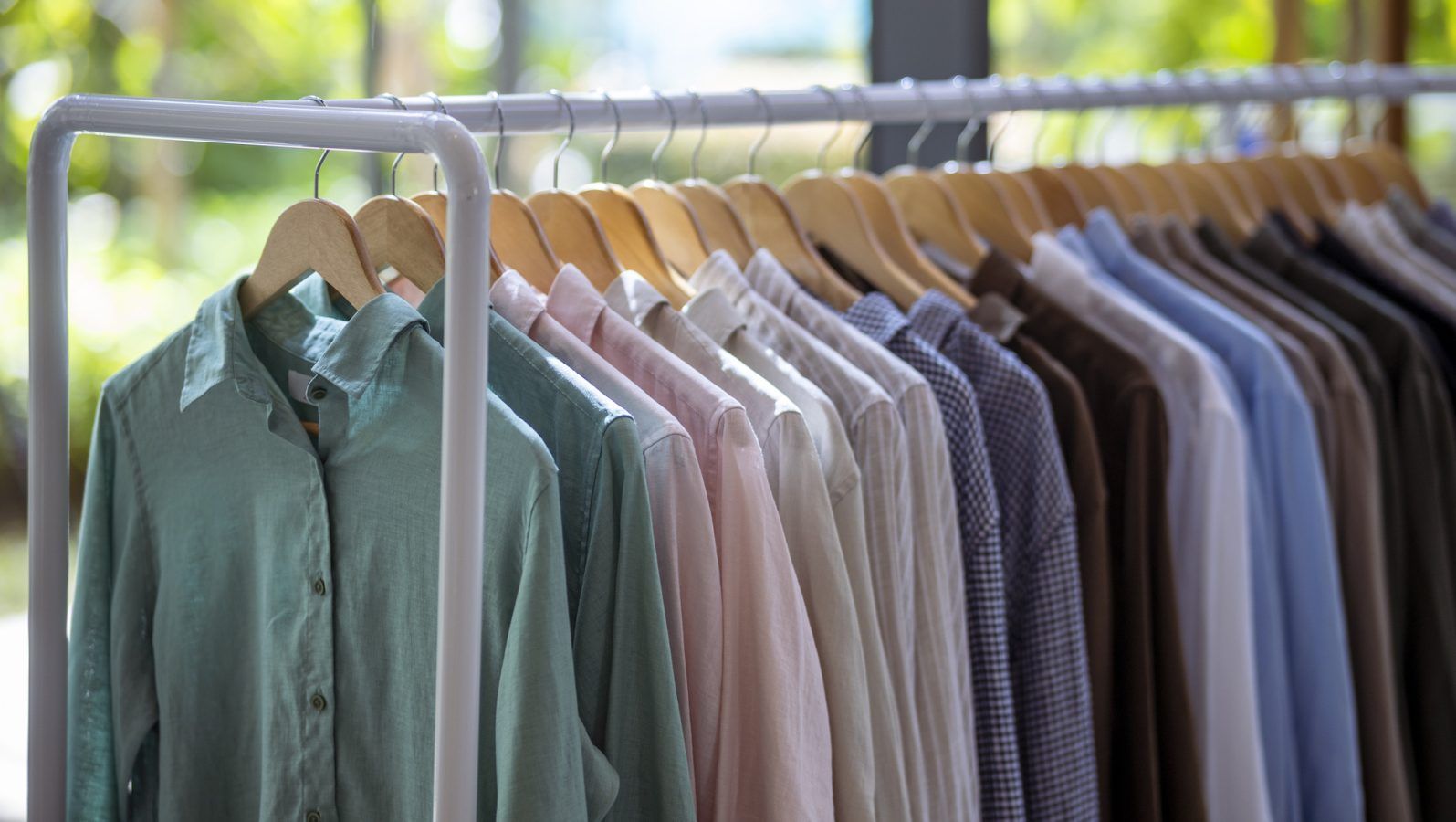 UNIQLO’s SS25 Linen Collection is the summer staple you need