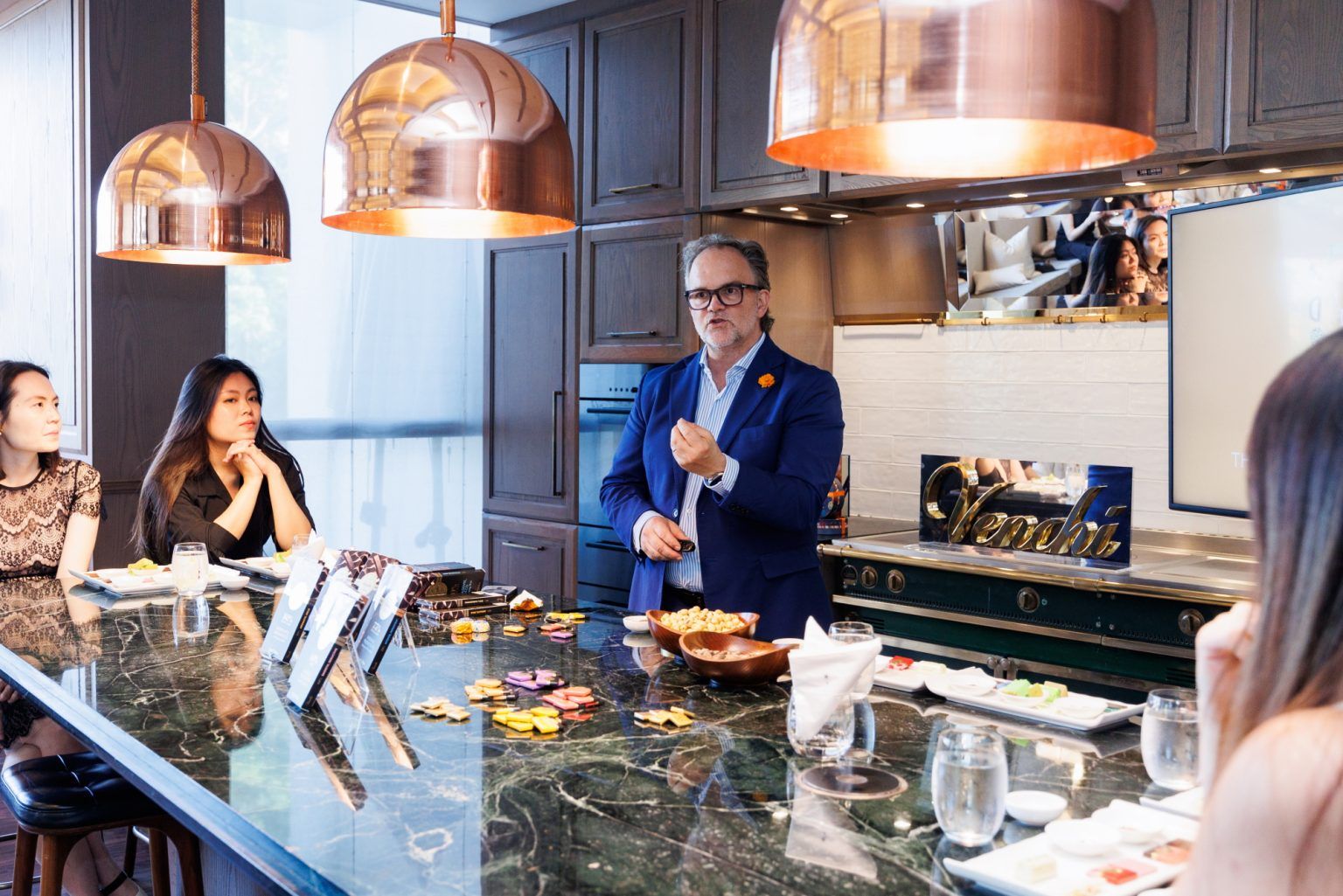 Bellissimo! Here's what a chocolate dream with Venchi looks like