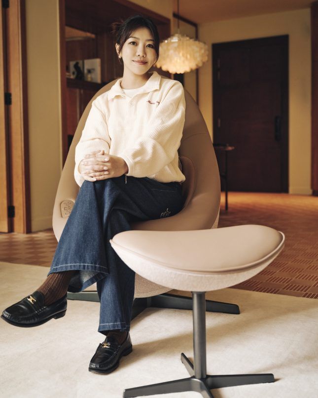 Coway PEBBLE is more than a massage chair, it’s a decor game changer