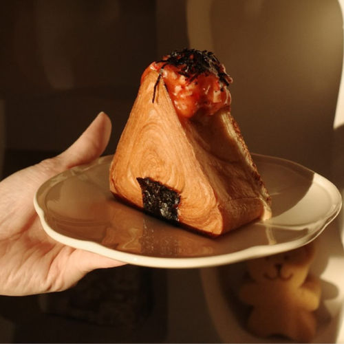 7 Must-try cafes and bakeries serving the viral cronigiri pastry in KL ...