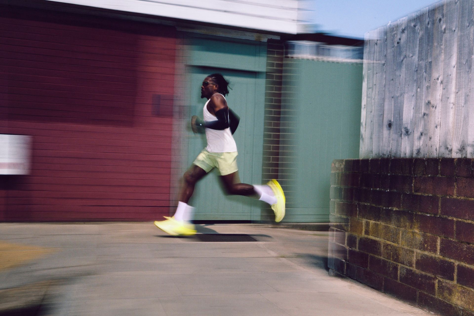 lululemon makes running communal and meaningful with 'Running Gives'