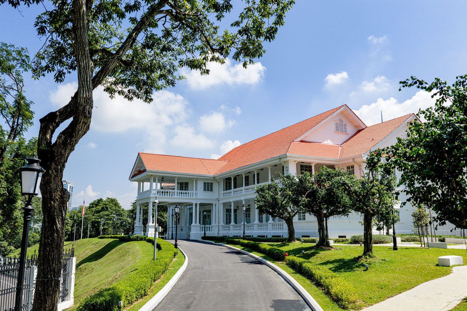 You can now visit the mansion from Crazy Rich Asians | LSA KL