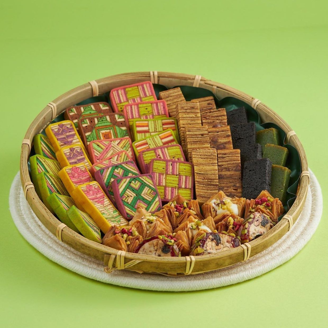 Where to order the best kek lapis in KL, Selangor, and Sarawak this Ramadan