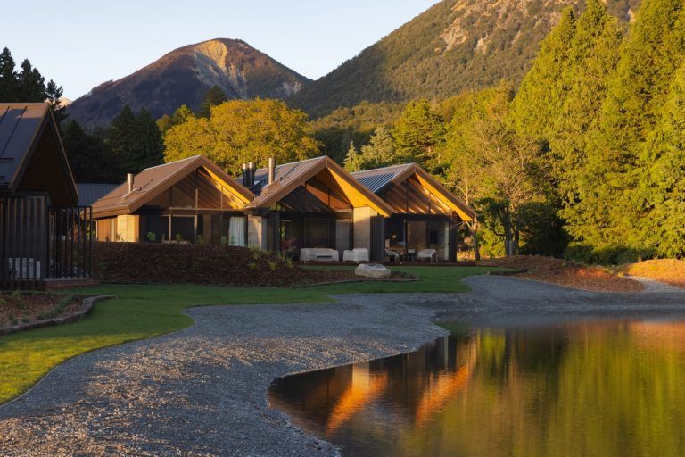 Why Autumn is the best season to visit the South Island of New Zealand