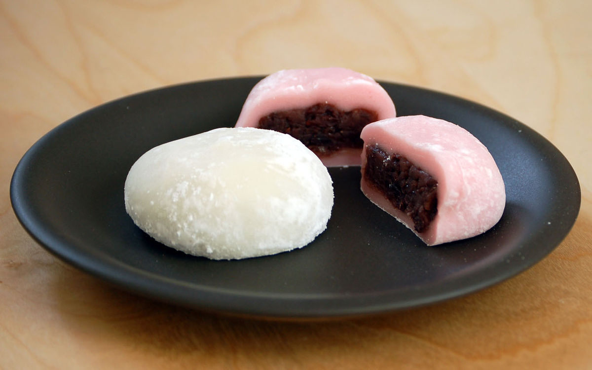 Get to know mochi desserts, the Internet's latest baking obsession