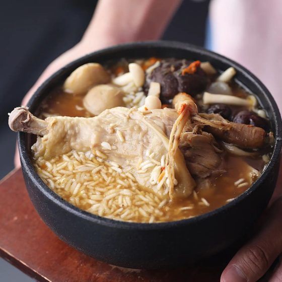 11 hawkers and restaurants for the best pao fan in Singapore today