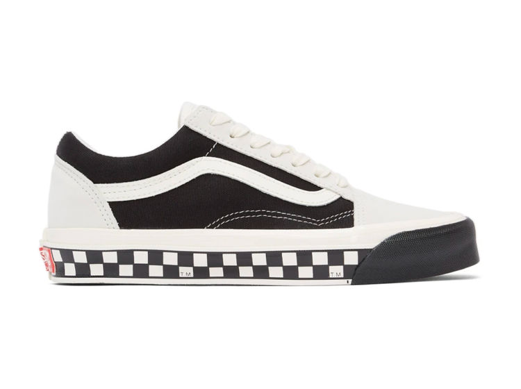 Pop punk style: how to nail the 2000s fashion trend