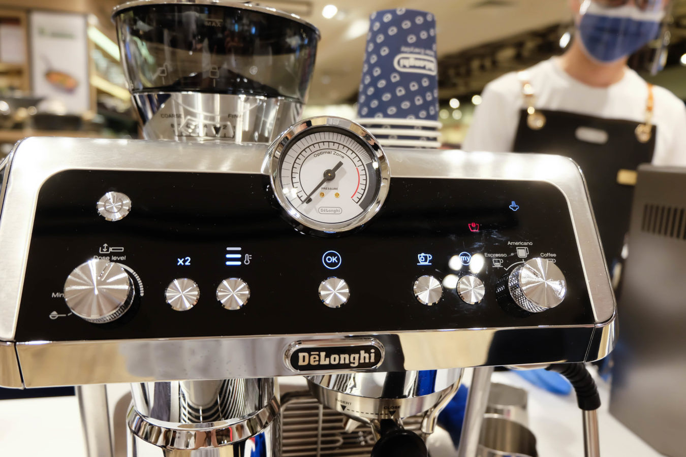 The De'Longhi Coffee Lounge is an aromatic experience you won't want to ...