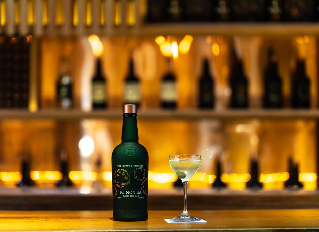 An expert's guide to gin (plus, tips and recipes for aspiring mixologists)