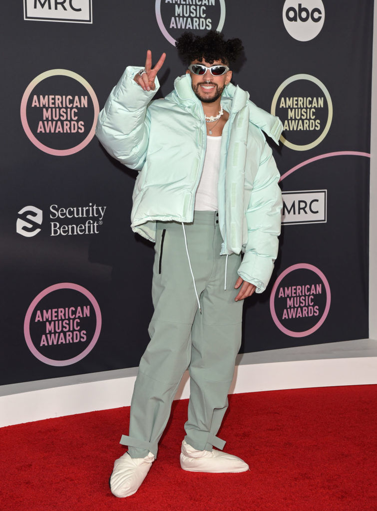 Gallery: The best looks from the 2021 American Music Awards (AMAs)