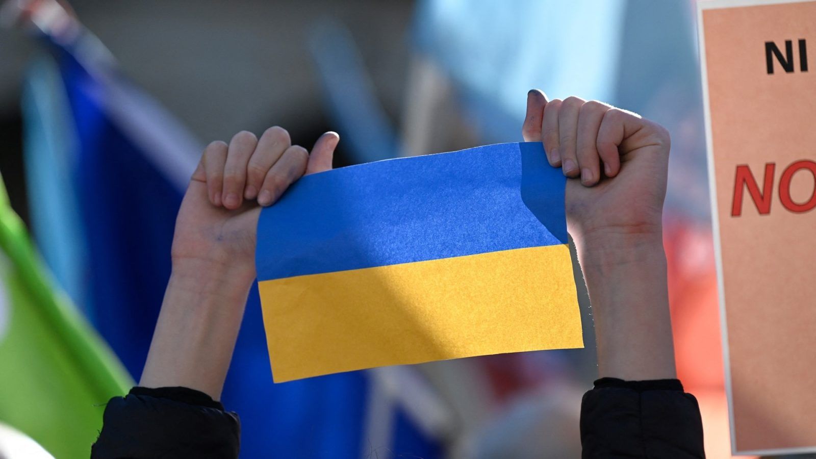 Here's how you can help Ukraine right now in this time of crisis