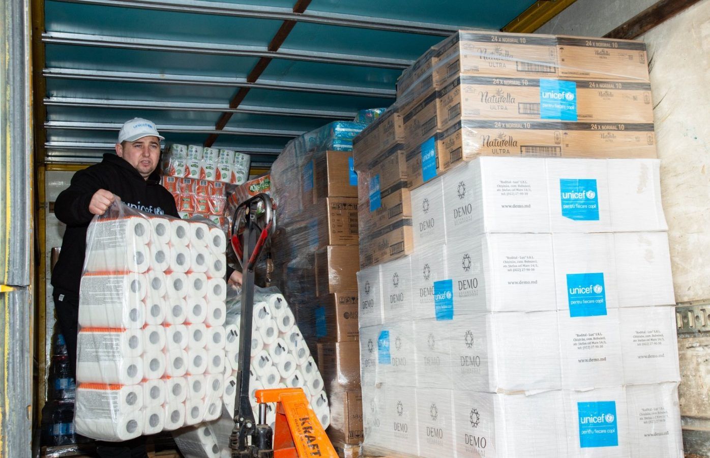 Here's how you can help Ukraine right now in this time of crisis